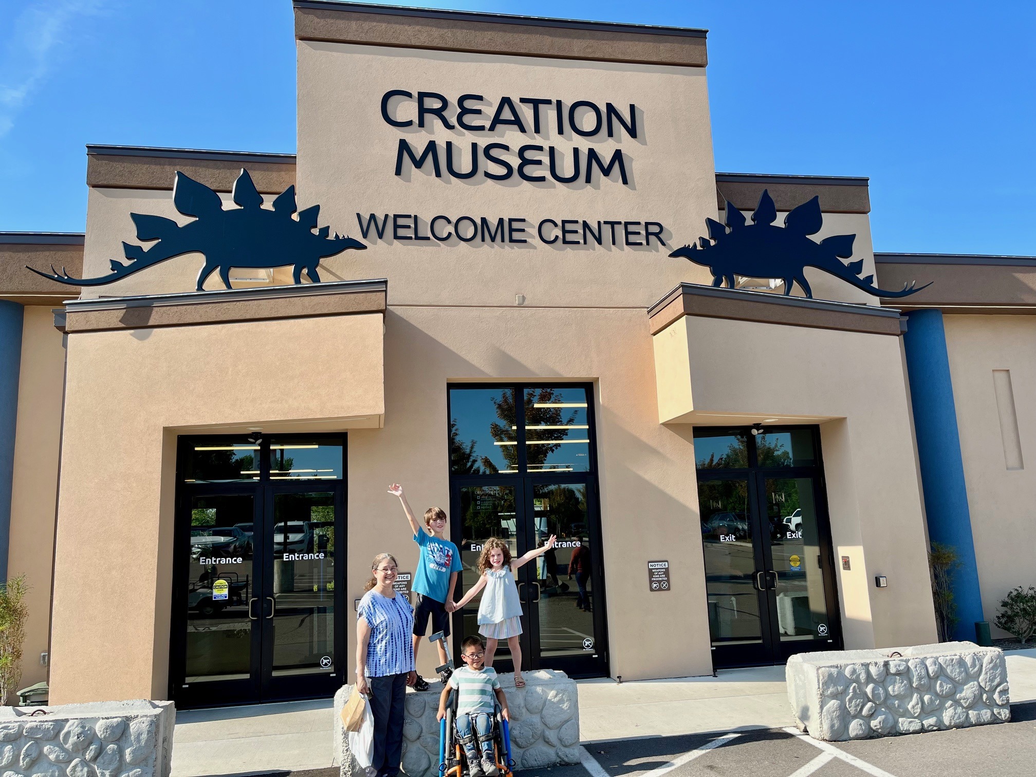 Wheelchair-Accessible Creation Museum - Wonders Within Reach